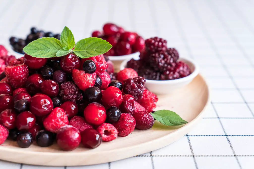 How to Freeze Berries?