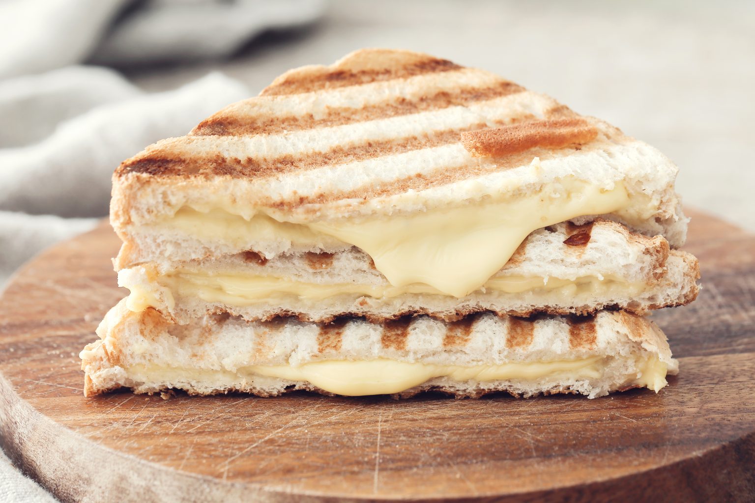 How to Reheat Grilled Cheese?